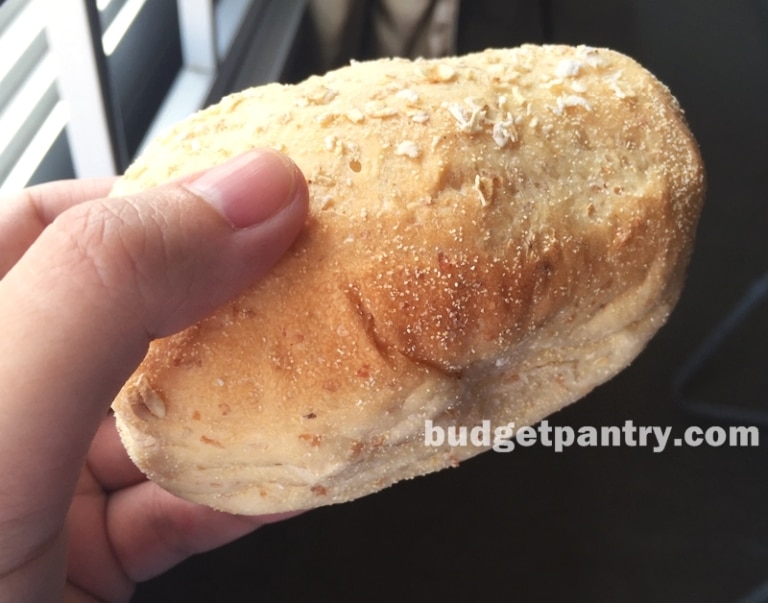 Soft and Crusty Cornmeal Bread Rolls - step by step tutorial! ⋆ ...
